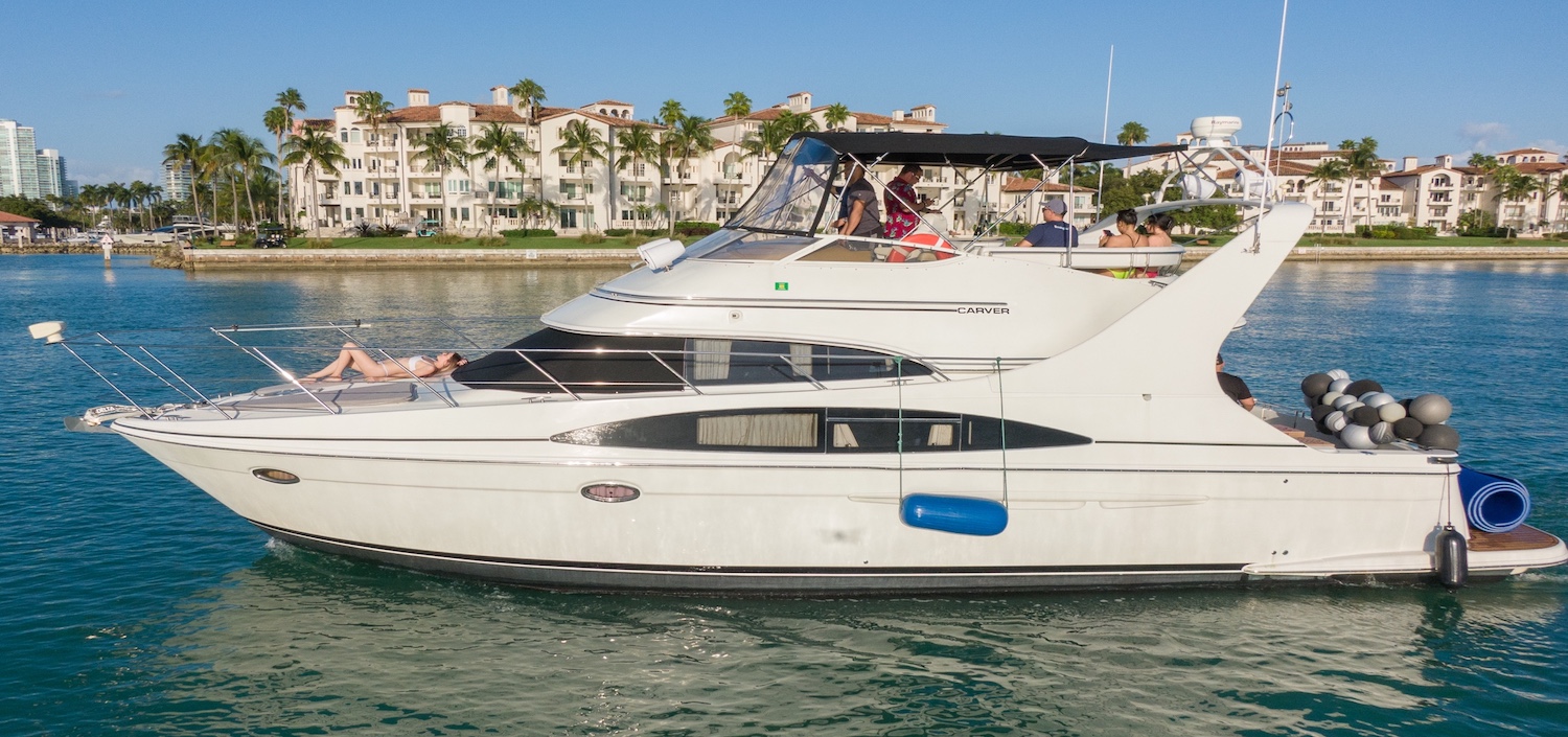 45ft Carver Yacht Rental in Miami, FL | Yachting with Christos
